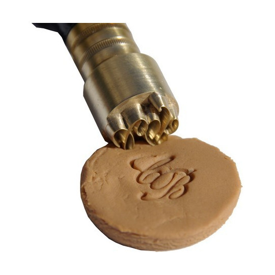 Tampon en laiton dit "grand relief". Base laiton épaisseur 20 mm.